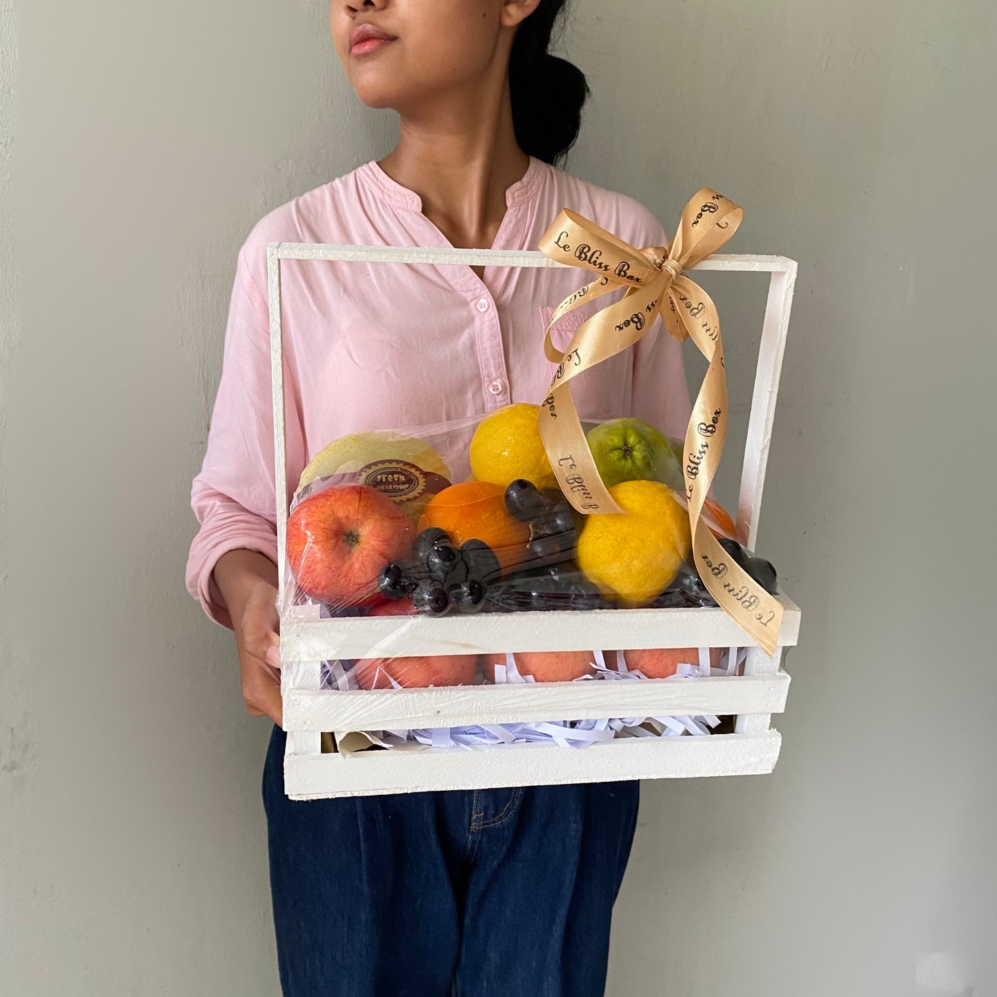 Crate Fruit Parcel - Parcel Buah Segar – Le Bliss Bouquet